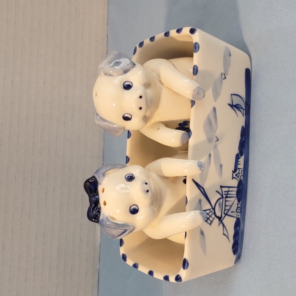 Delft | Dining | Delft Pig Salt Pepper Shakers | Poshmark